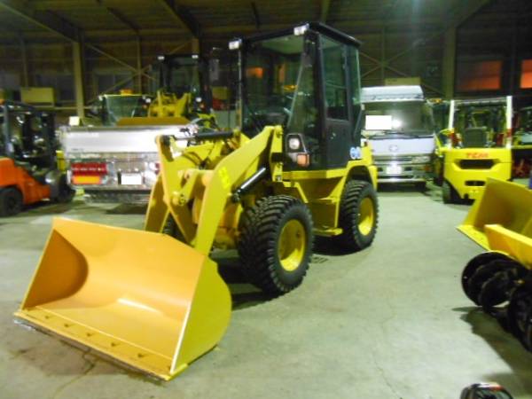 CAT 901B2 ホイールローダ/タイヤショベル除雪(建設機械、重機)｜売買されたオークション情報、yahooの商品情報をアーカイブ公開 - オークファン（aucfan.com）