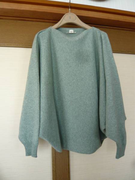 エルメス カシミヤニット ドルマンスリーブ 34 2013AW 鶯色(女性用)｜売買されたオークション情報、yahooの商品情報をアーカイブ公開 - オークファン（aucfan.com）