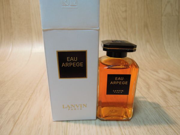 箱付 LANVINランバン EAU ARPEGE 香水 50ml(香水、フレグランス)｜売買されたオークション情報、yahooの商品情報をアーカイブ公開 - オークファン（aucfan.com）