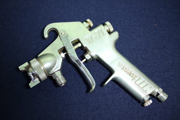 SBF4 岩田 スプレーガン W-71 建築 塗装 吹付け(エアーガン)｜売買されたオークション情報、yahooの商品情報をアーカイブ公開 ...