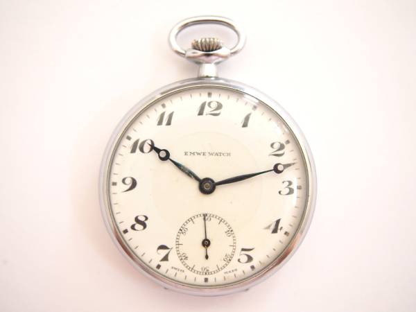 1円スタート EMWE WATCH 懐中時計 手巻き(手巻き)｜売買されたオークション情報、yahooの商品情報をアーカイブ公開 - オークファン（aucfan.com）