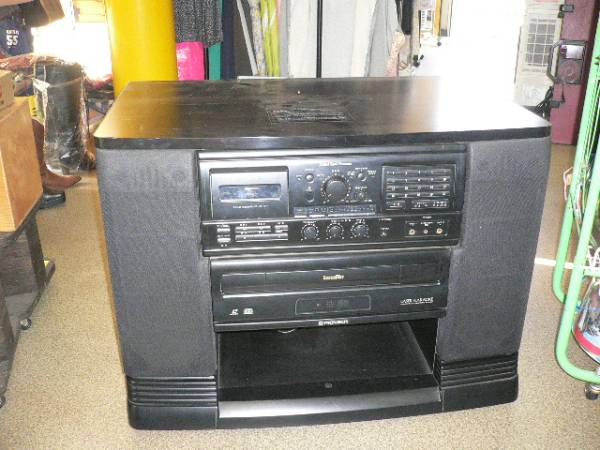 535 パイオニア レーザーディスクカラオケセット LK-700(カラオケ機器)｜売買されたオークション情報、yahooの商品情報をアーカイブ ...