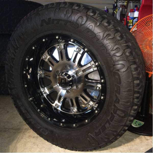 売切 KMC XD795 HOSS 18×9 Nitto DUNE GRAPPLERタイヤセット(6穴)｜売買されたオークション情報 ...