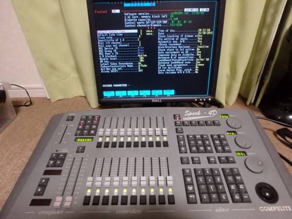 compulite spark 4D 照明卓 console(レコーディング、PA機器)｜売買されたオークション情報、yahooの商品情報を ...