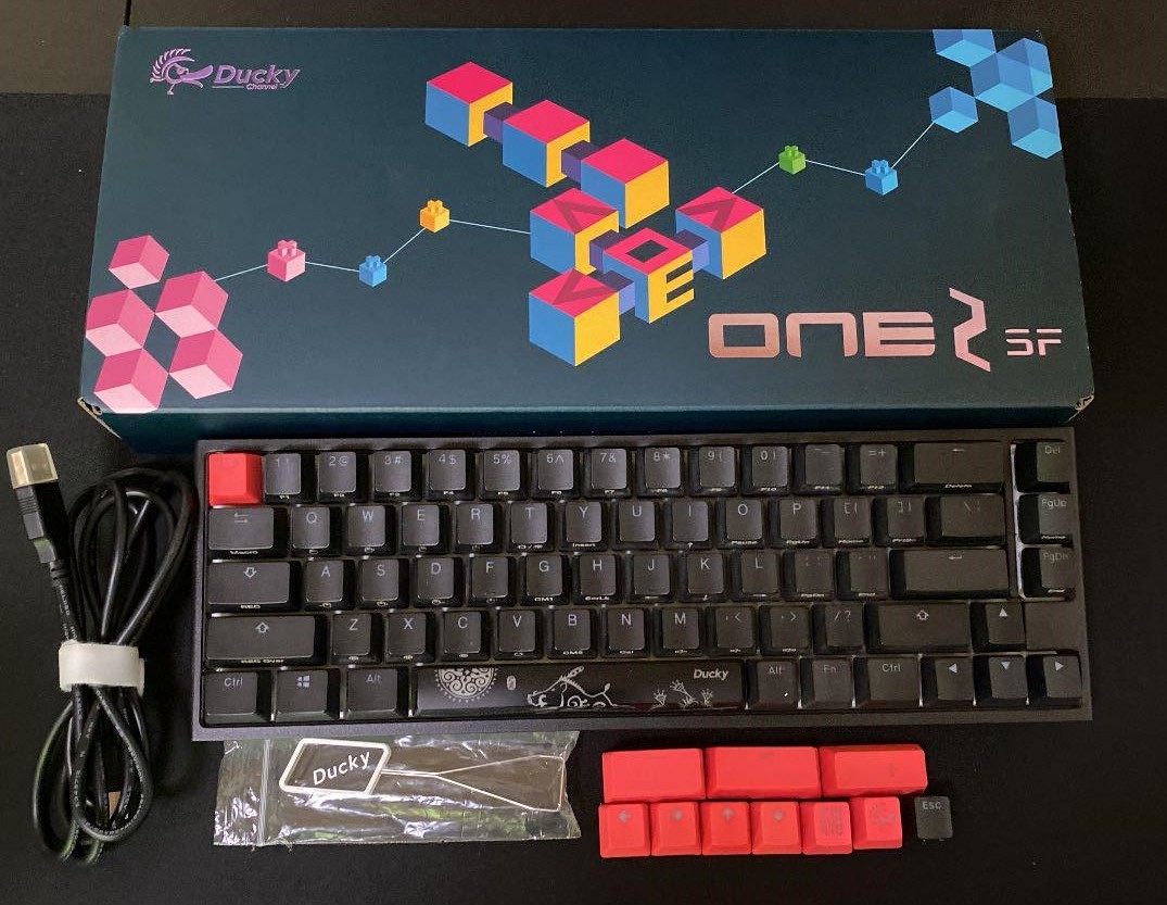 Ducky One 2 SF RGB 65% version 銀軸(USBキーボード)｜売買されたオークション情報、yahooの商品情報を ...