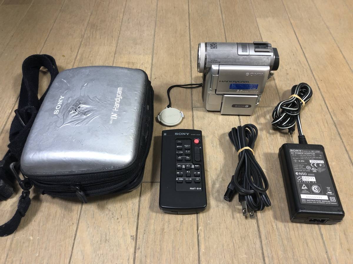 ダビング SONYハンディカムDCR-PC350 Mini DV液晶デジタルビデオカメラ211014(ソニー)｜売買されたオークション情報、yahooの商品情報をアーカイブ公開 ...