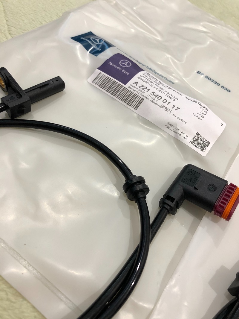 ベンツ W221 Sクラス ABSセンサー リア 純正 2219050201 2215400917 2219057300 2215400117 ...