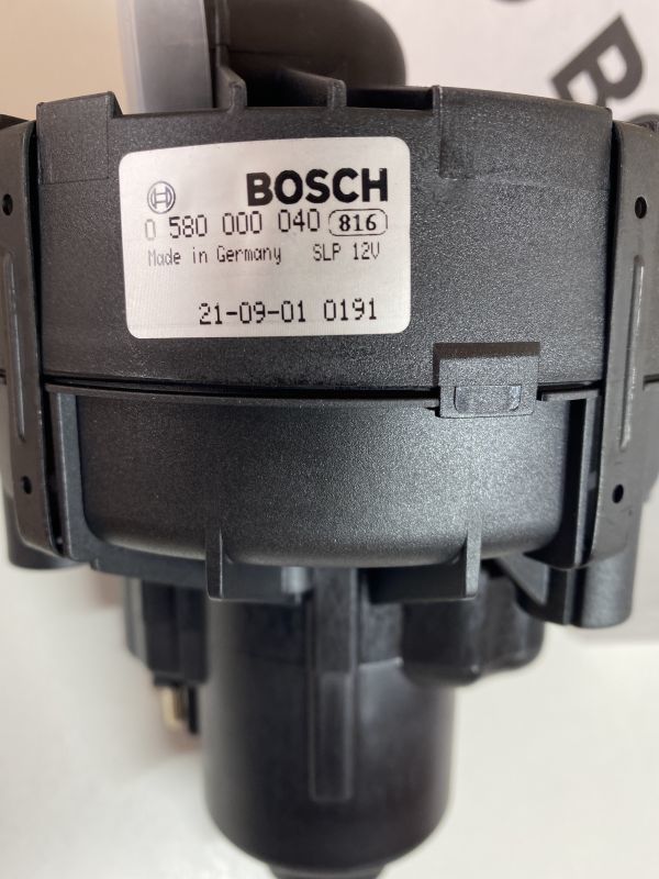 BOSCH ベンツ M271型エンジン用 セカンダリーエアポンプ 0580000040 ベンツ純正互換品番0001406785(メルセデス ...
