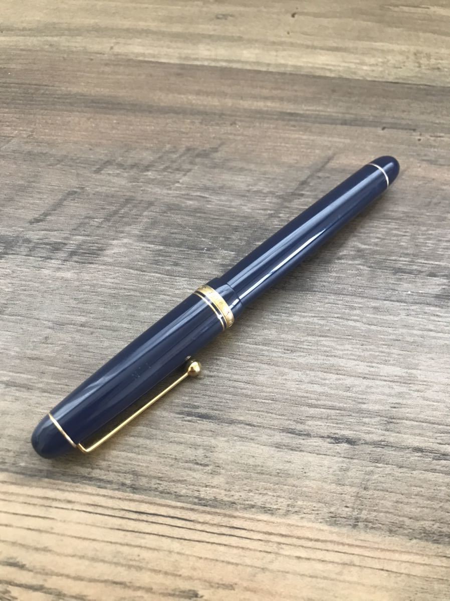 PILOT パイロット 万年筆 カスタム74 ネイビー×金 ペン先 14K 585 F A194 難ありネーム入り 現状引渡し(パイロット)｜売買されたオークション情報、yahooの商品情報を ...