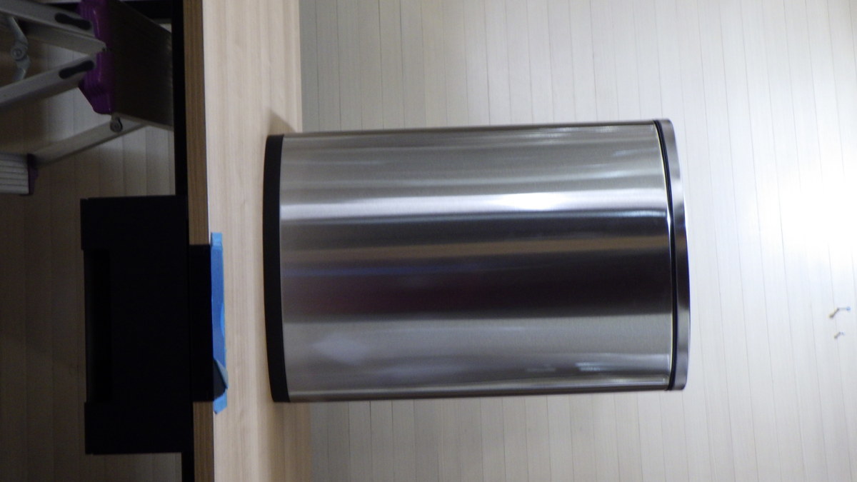 u189-1600222 EKO センサーゴミ箱 47L W44xD29xH65.5cm 掃除 消臭剤ポケット付属 モーションセンサー付き 便利 コストコ(ごみ箱)｜売買されたオークション情報 ...