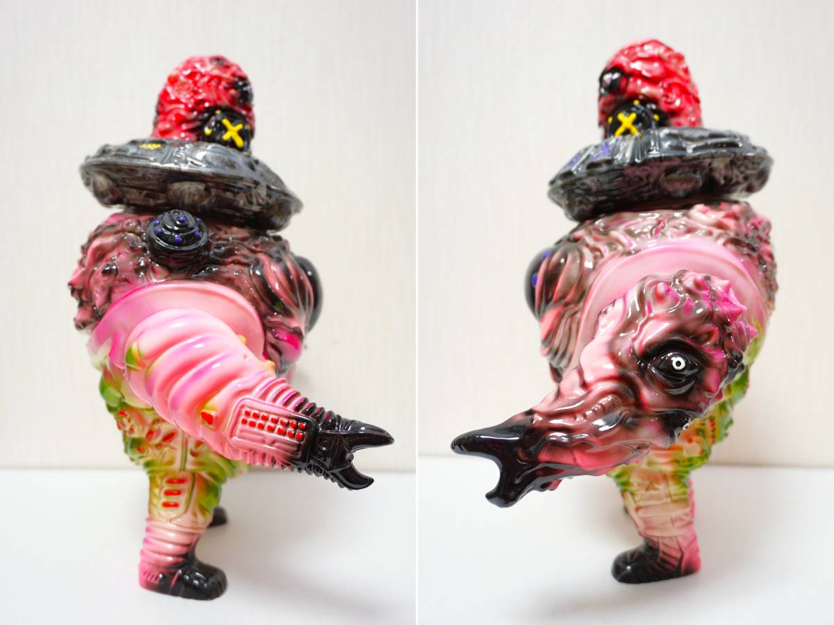 Toysbian 辺造 UFOGUAI x Obsessed Panda 限定カスタム One off ソフビ 検 Bemon ...