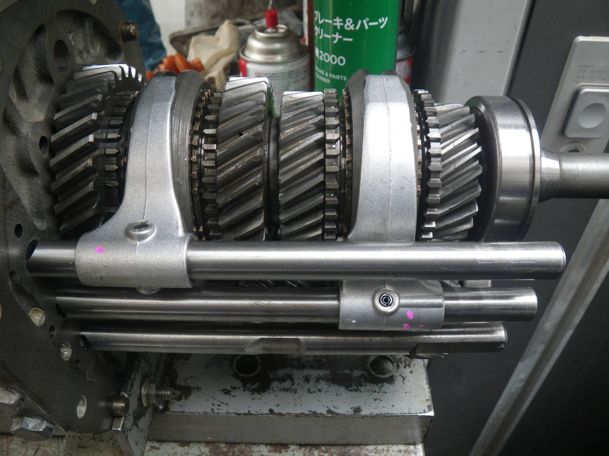 OH済 L型用71Bミッション 240クロス ワーナーシンクロ ハコスカ ケンメリ S30 130Z 要下取り(トランスミッション)｜売買されたオークション情報、yahooの商品情報を ...