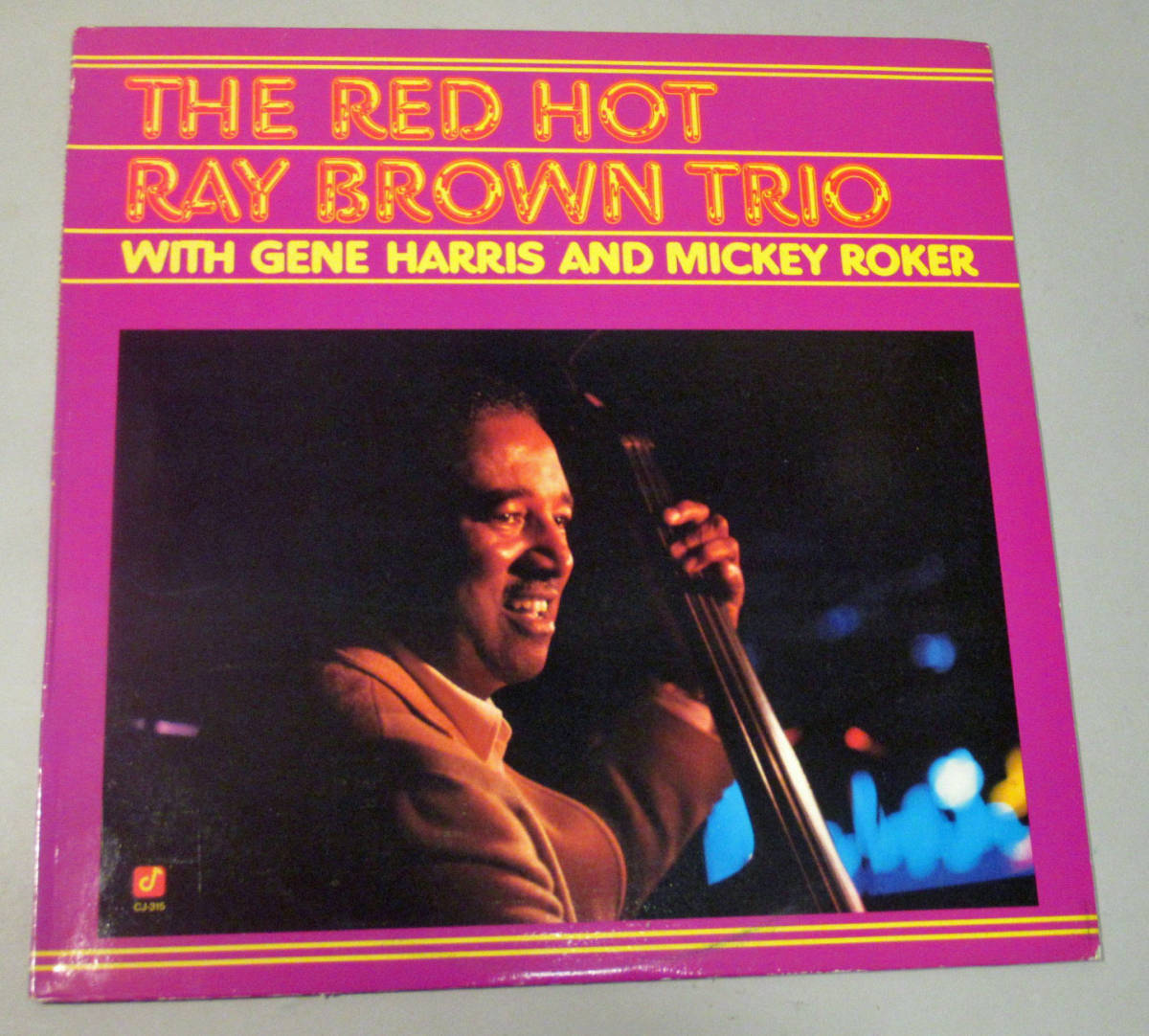 LPレコード レイ ブラウン トリオ THE RED HOT RAY BROWN TRIO(ジャズ一般)｜売買されたオークション情報 ...