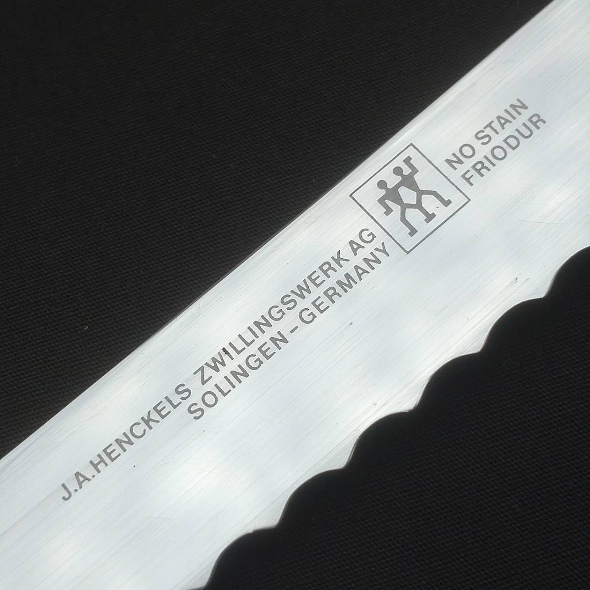 パン切りナイフ J.A.HENCKELS ZWILLINGSWERK AG SOLINGEN GERMANY NO STAIN FRIODUR ...