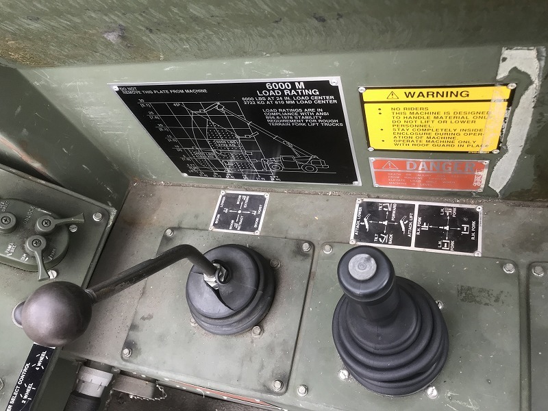 SKY TRAK 6000M MILITARY 6000M ALL-TERRAIN FORKLIFT 4WD 4WS フォークリフト 米軍払下 ...