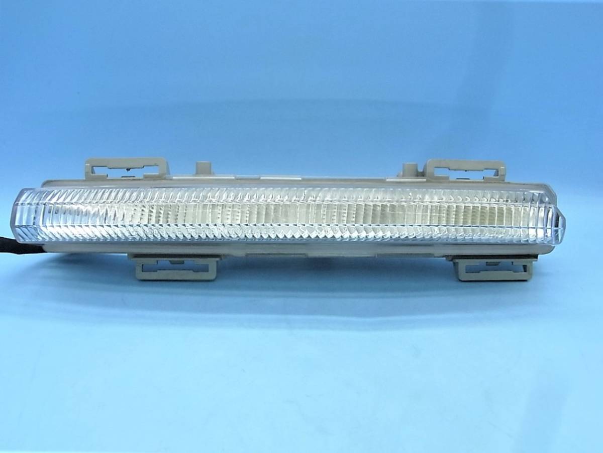 MB356 ベンツ Eクラス W212 E350 前期 純正 フォグランプ フロント 左 A2049068900 デイライト LDA ...