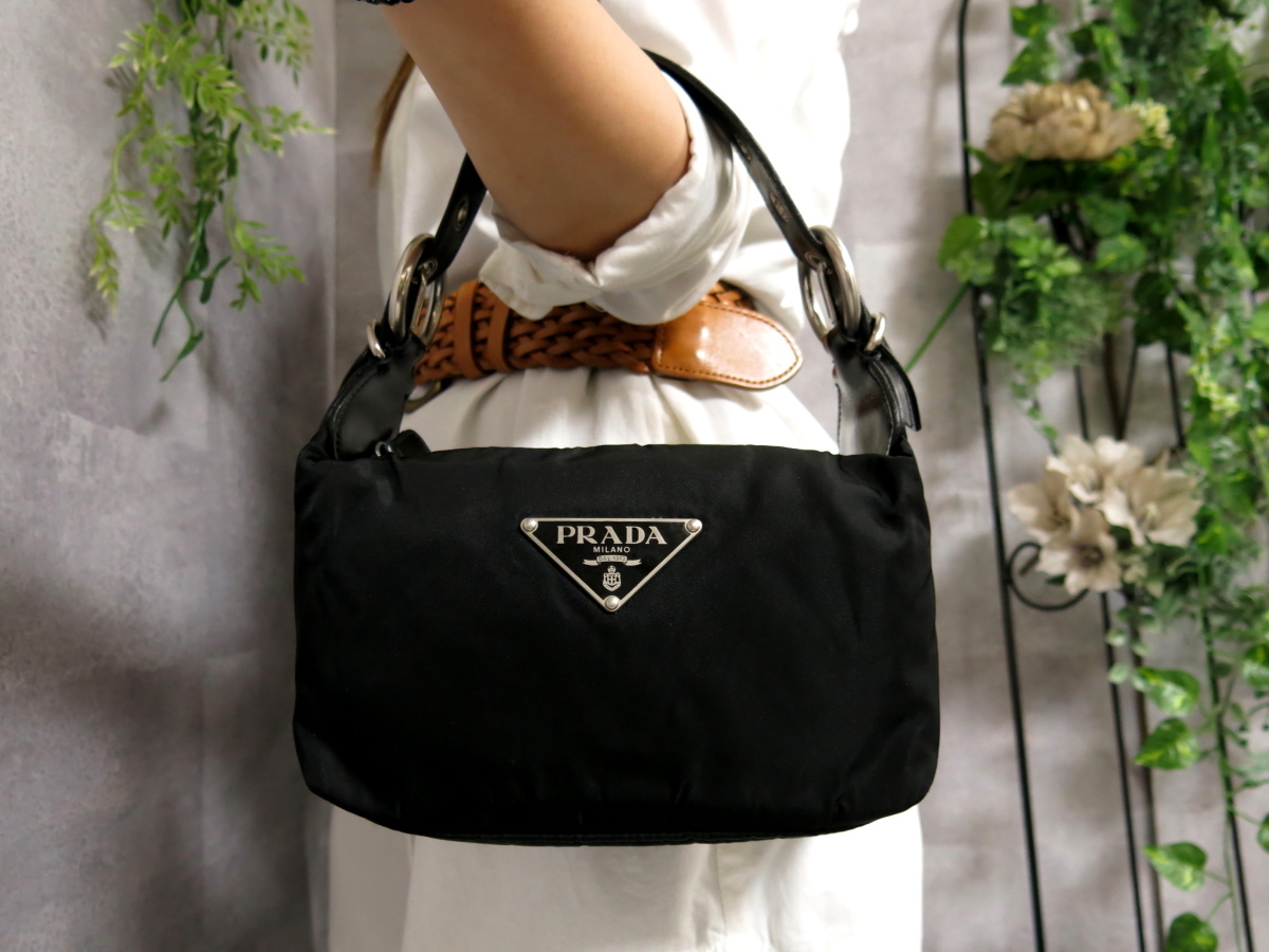 超 PRADA プラダ ポコノ ナイロン カーフ レザー 本革 ミニ ショルダー バッグ 黒 シルバー金具 イタリア製 腕掛け Js28657(ショルダーバッグ)｜売買されたオークション情報 ...