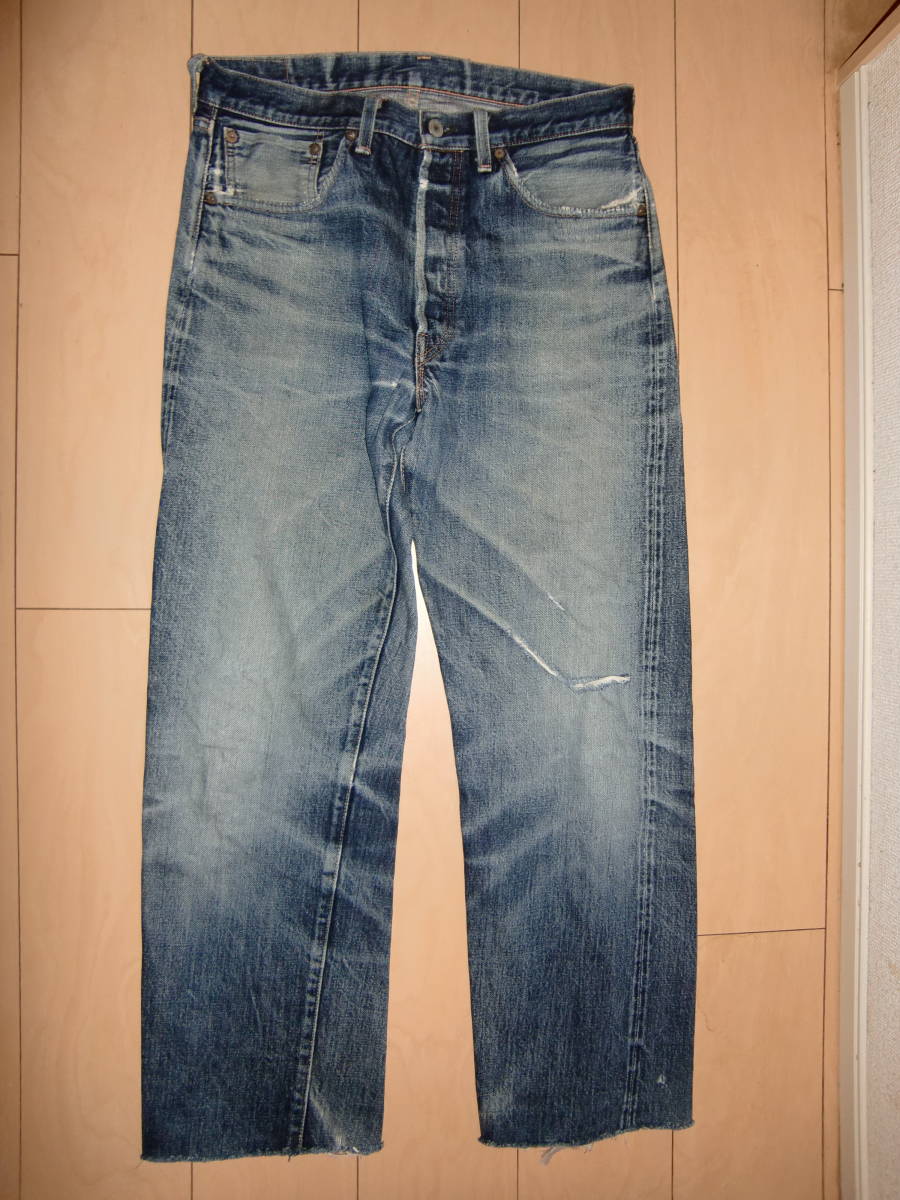 リーバイス501xx 90年代 復刻レプリカLVC 色落ち ダメージ サンプル級(W33)｜売買されたオークション情報、yahooの商品情報をアーカイブ公開 - オークファン（aucfan.com）