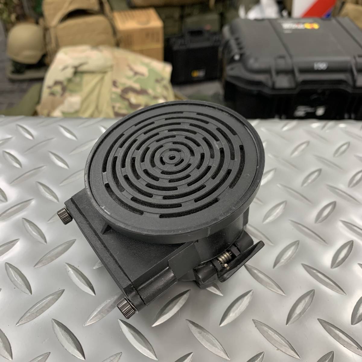 米軍実物 M40/MCU-2 AudiopackVoiceAmplifier ガスマスク スピーカー(その他)｜売買されたオークション情報 ...