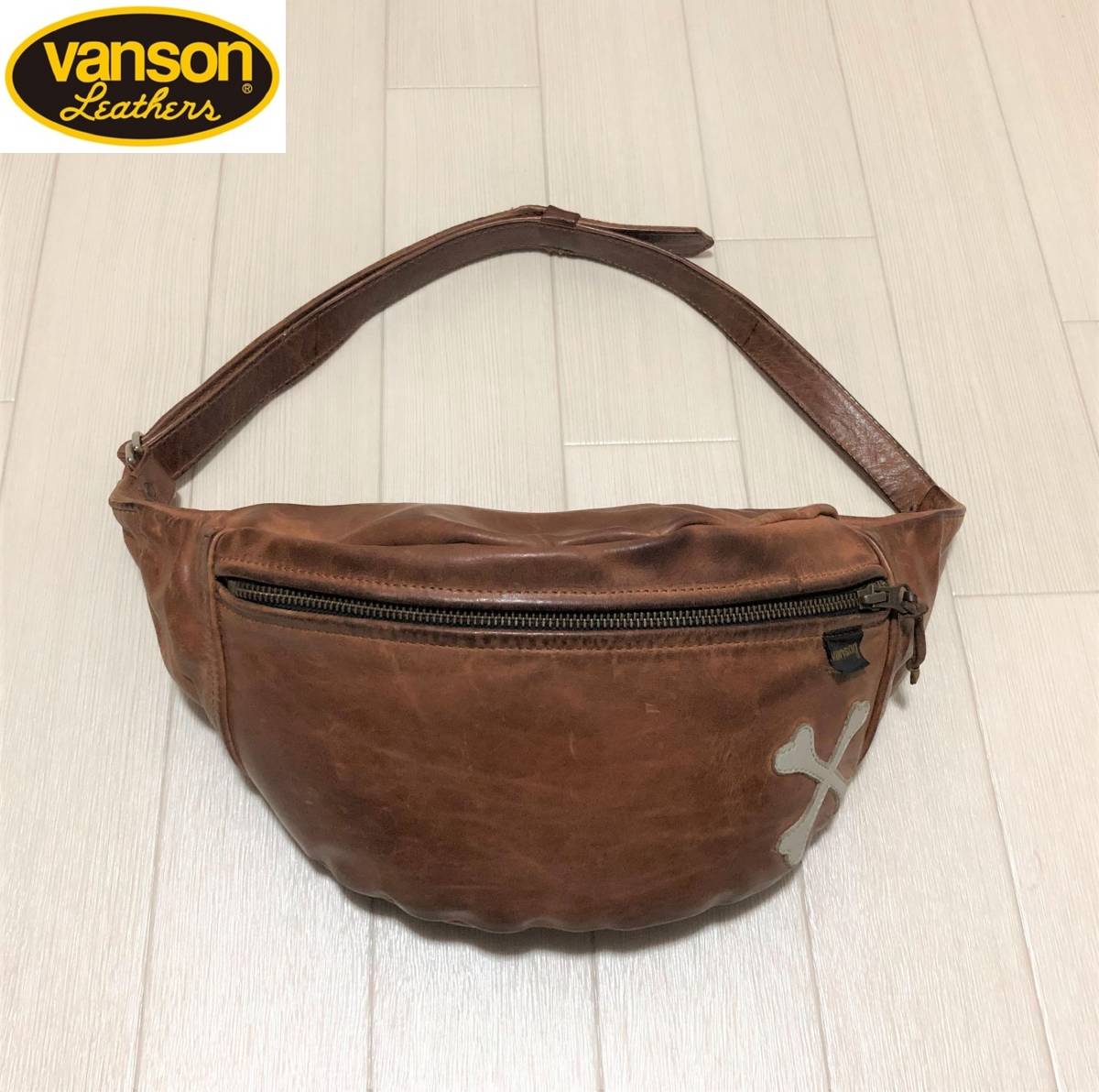VANSON x BACKDROP バンソン x バックドロップ BONE ボーン 骨 別注 ファニーパッグ クロスボーン ボディバッグ レザーウエストバッグ(バンソン)｜売買された ...