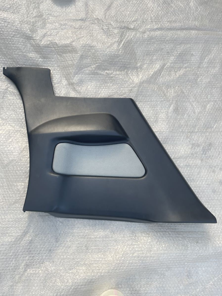 ER34 スカイライン 2ドア クーペ 純正 左 リアサイドトリム クォータートリム 76901-AA101 内装 内張 リアパネル R34 ...