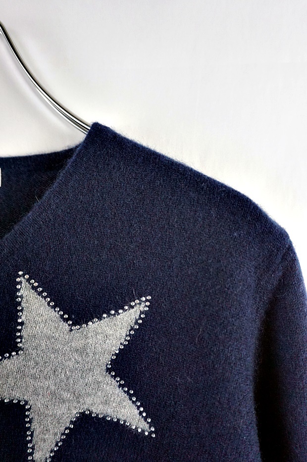 E631 カシミヤ100 銀座マギー GINZA MAGGY カシミヤニットセーター レディース M相当(Mサイズ)｜売買されたオークション情報、yahooの商品情報をアーカイブ公開 ...