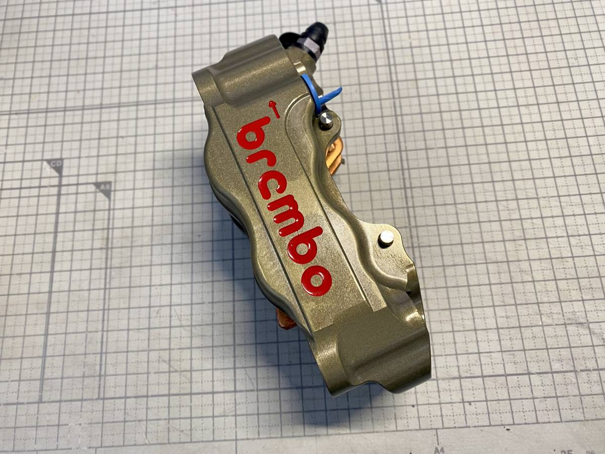 ブレンボ CNC ツーピースP4-30/34ラジアルキャリパー 108mm brembo xa69510 L側 セミラジアルマスター(ブレーキ ...