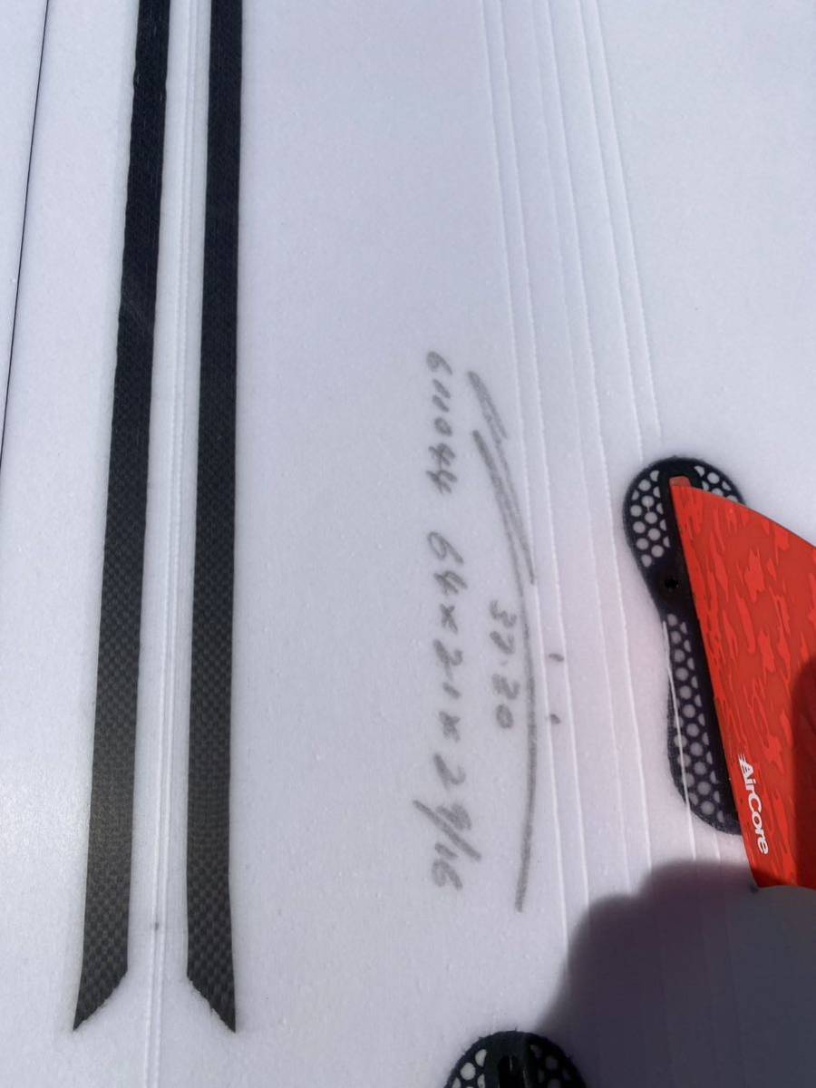 3回使用Chilli チリサーフボード Middy ミッドレングス6'4 ツインテック37.3L Channel Island 同様のメジャー ...