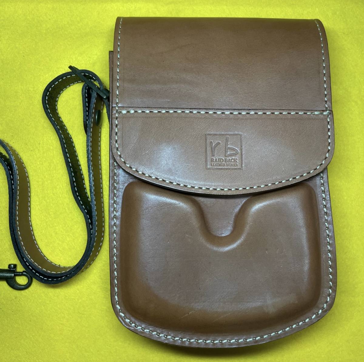 rb RAID BACK leather works ポーチ ショルダー バッグ サコッシュ ベルト レザー(ショルダーバッグ)｜売買されたオークション情報、yahooの商品情報をアーカイブ ...