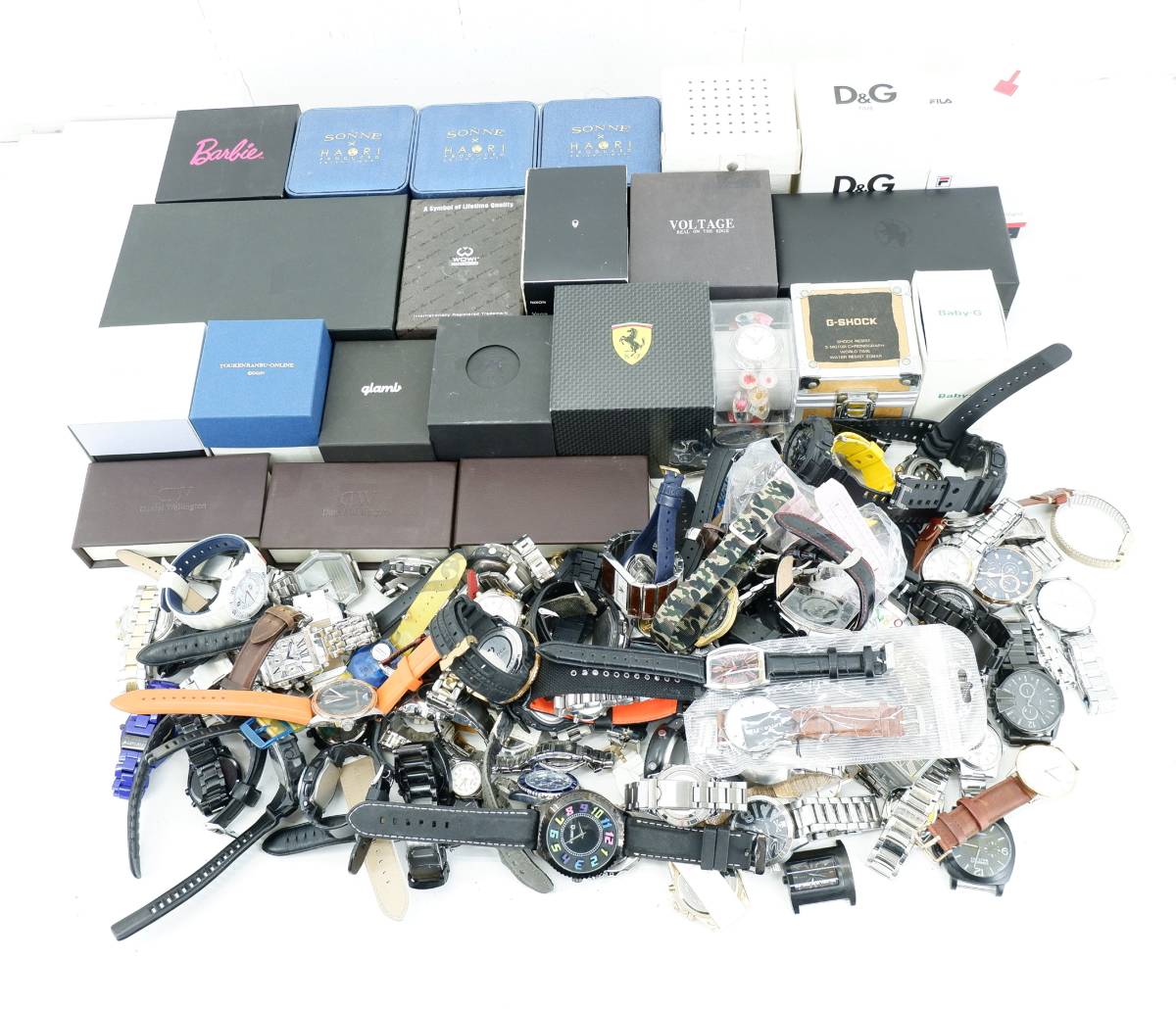 79 120/ 1円スタート G-SHOCK CASIO ARMANI SEIKO CITIZEN NIXON D&G DIESEL など 腕 ...