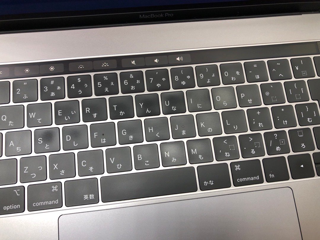 Apple MacBook Pro 15inch 2018 A1990 Corei7-8850H 16GB SSD512GB NVMe Radeon Pro 560X 4GB WEBカメラ ...