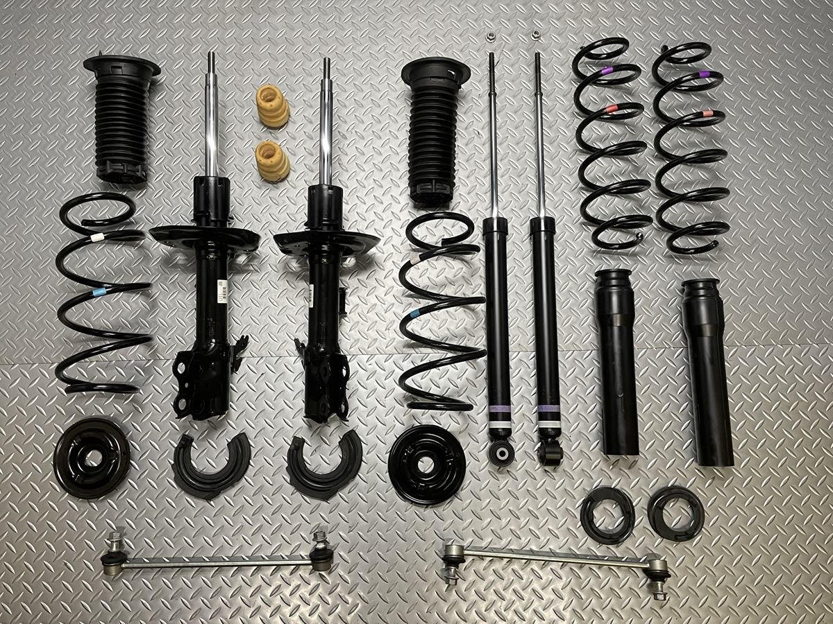 ヤリスクロス 純正サスキット 前右48510-52U10 前左48520-52J10 後左右48530-52R20 MXPJ15/MXPB15 ...