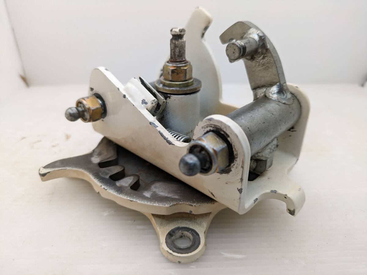 No.I# ハンドル回転台CMP 角度調整台 ハンドル回転板 SP850A AZ850A 共立 畔草刈機 スパイダーモア 上下アームCMP(パーツ)｜売買されたオークション情報、yahooの ...