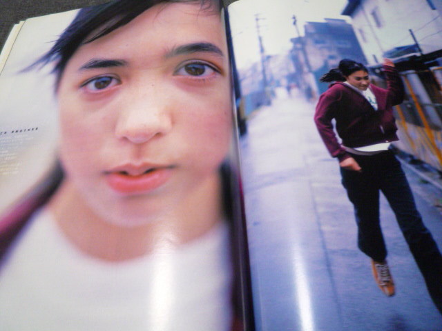 綺麗 BART バート 2000年4月：吹石一恵 岩井真梨子 真中瞳 付録CD-ROM付(アイドル、芸能人)｜売買されたオークション情報、yahooの商品情報をアーカイブ公開 - オークファン ...