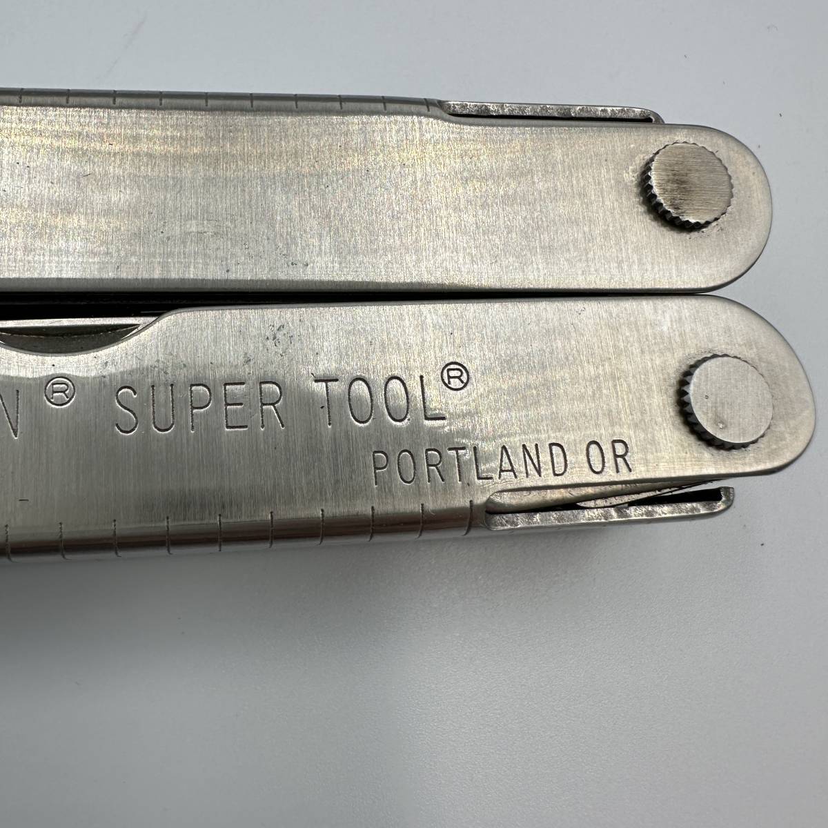 1円スタート マルチツールナイフ マルチツールプライヤー レザーマン スーパーツール ケース付き LEATHERMAN SUPER TOOL(レザーマン)｜売買されたオークション情報 ...