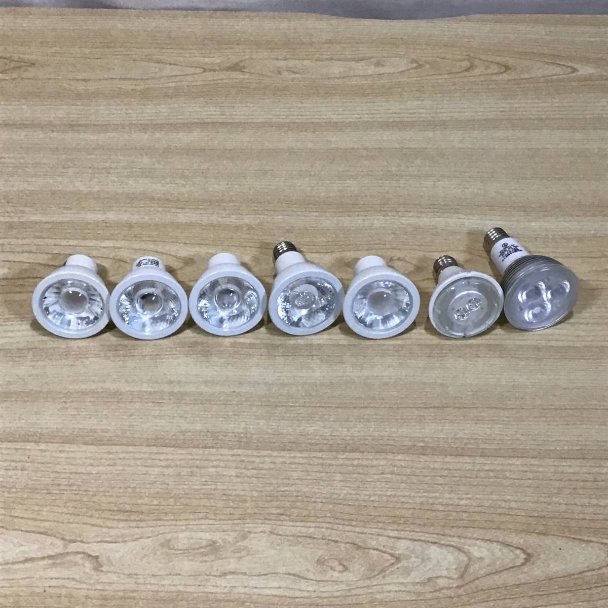 BA282 家電 LED電球 まとめて 7個セット 電球色 スポットライト用 LEDスポットライト メーカー不明(LED電球)｜売買された ...