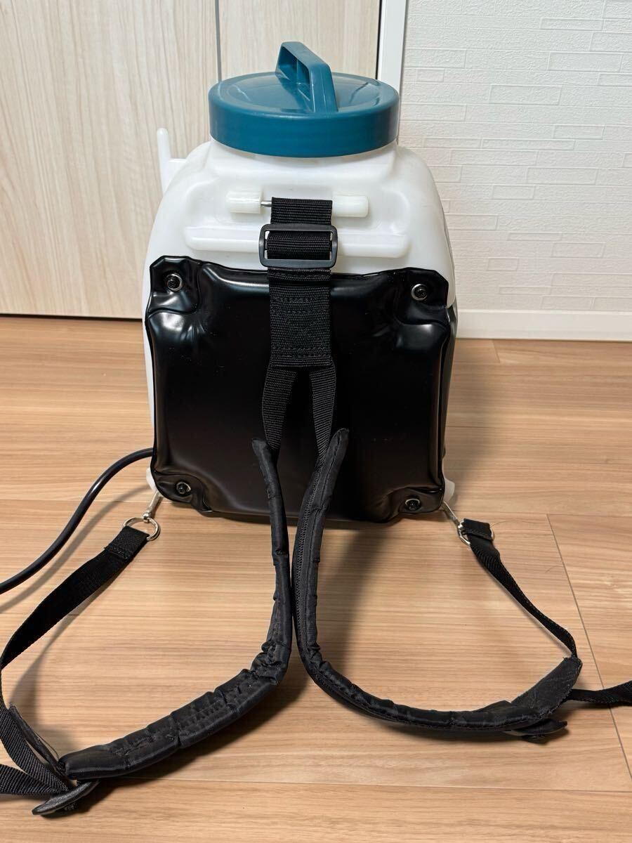 マキタ 充電式噴霧器 MUS103 DZ 14.4V 10L(噴霧器)｜売買されたオークション情報、yahooの商品情報をアーカイブ公開 - オークファン（aucfan.com）