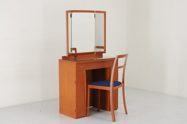 大塚家具 三面鏡収納ドレッサーセット 天然木チェア付 YERX(鏡台、ドレッサー)｜売買されたオークション情報、yahooの商品情報を ...