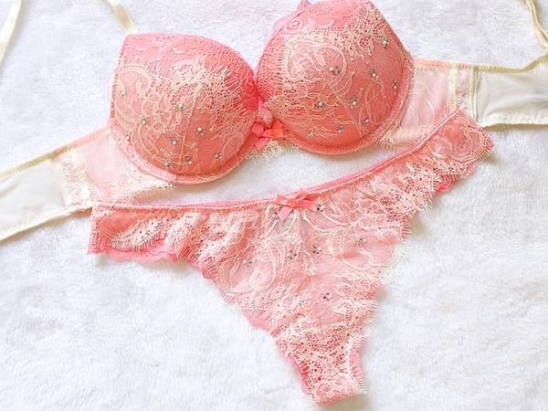 5043-D75 ヴィクトリアシークレット パール付きブラset pink(75)｜売買されたオークション情報、yahooの商品情報を ...