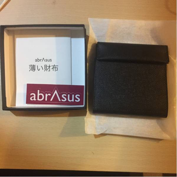abrAsus アブラサス 薄い財布 黒(二つ折り財布（小銭入れあり）)｜売買されたオークション情報、yahooの商品情報をアーカイブ公開 - オークファン（aucfan.com）