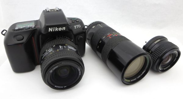 Nikon F70 Nikon AF NIKKOR 28-70mm 1:3.5-4.5/MINOLTA MD W.ROKKOR 28mm 1: ...