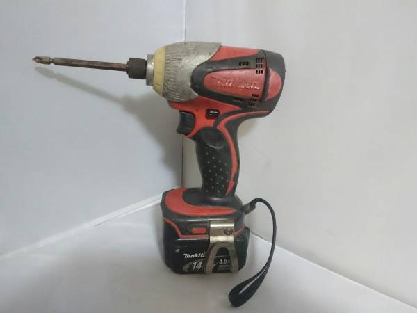 Tnakita TD130D 充電式 インパクトドライバ 14.4v 3.0Ah Li-ion バッテリー付き み(本体)｜売買された ...