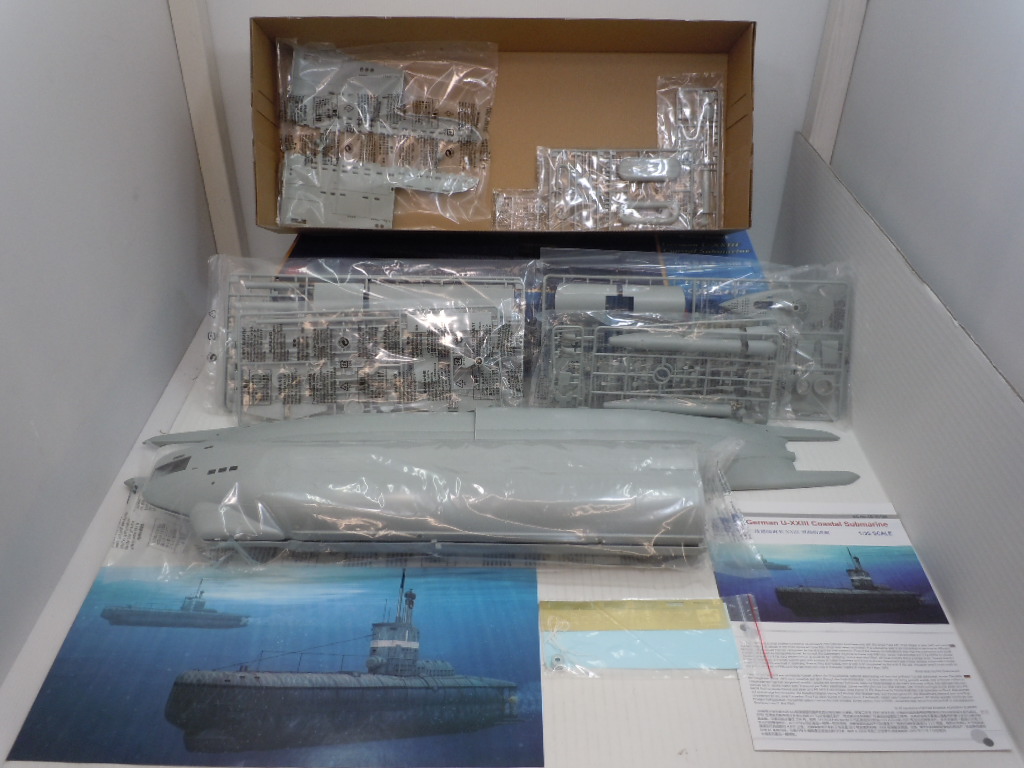 072K10026 ブロンコモデル 1/35 Uボート XXIII型沿岸用潜水艦 CB35104 未組立品(その他)｜売買されたオークション ...