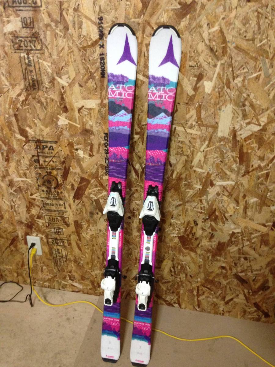 ATOMIC アトミック 調整ビンディング付き PISTE ROCKER VANTAGE GIRL ジュニアスキー 140cm(140cm ...