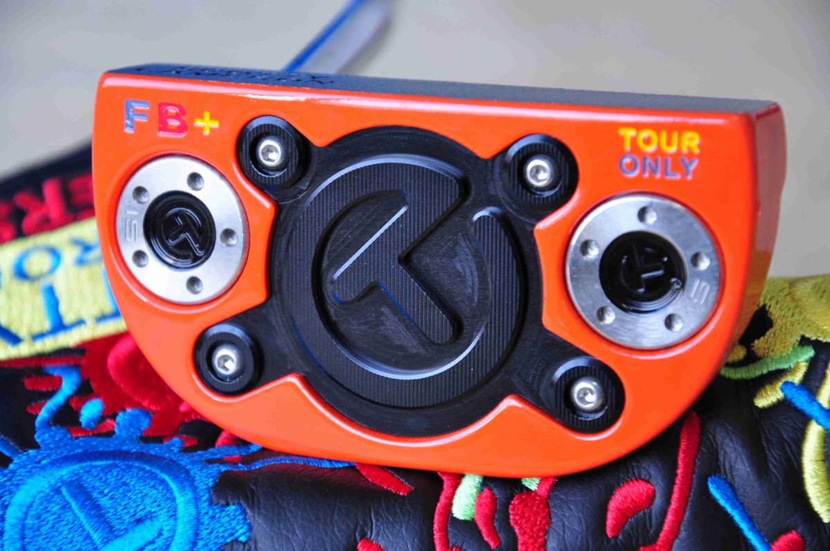 2017 最新版 SCOTTY CAMERON スコッティキャメロン FAST BACK FB+ TOUR ONLY 黒+オレンジ 33インチ ...