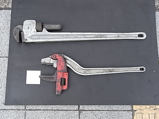 R1 MCC 大型パイプレンチ 900mm ライニングSGM 2点set お買い得品 迅速発送(パイプレンチ)｜売買されたオークション情報 ...