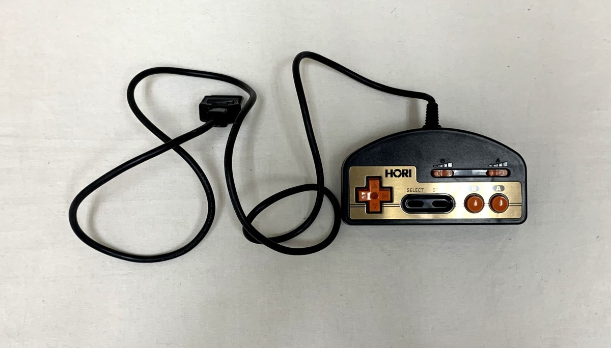 A00 ファミコン連射コントローラー ホリコマンダー HORI コントローラー(テレビゲーム)｜売買されたオークション情報、yahooの商品情報をアーカイブ公開 - オークファン（aucfan ...