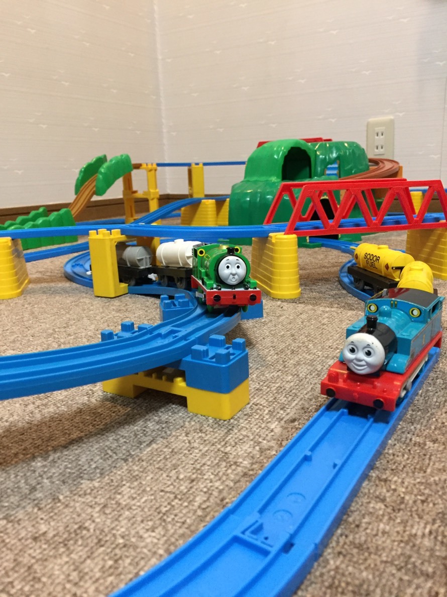 H049 プラレール トーマス おまけ多数 ロングコース レール大量 どきどきマウンテン(セット)｜売買されたオークション情報、yahooの商品情報をアーカイブ公開 - オークファン ...