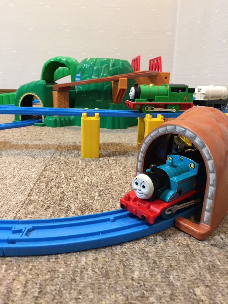 H049 プラレール トーマス おまけ多数 ロングコース レール大量 どきどきマウンテン(セット)｜売買されたオークション情報、yahooの商品情報をアーカイブ公開 - オークファン ...