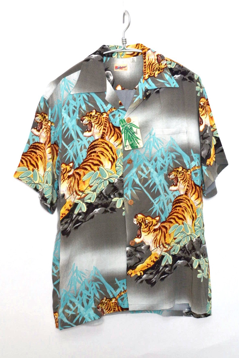 サンサーフ SUN SURF /2017/S/S RAYON ALOHA SHIRT PROWLING TIGER レーヨンアロハシャツ/L/GRY 東洋 タイガー 虎 E611(Lサイズ ...